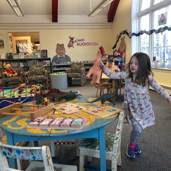 medfield public library - 468 Main St