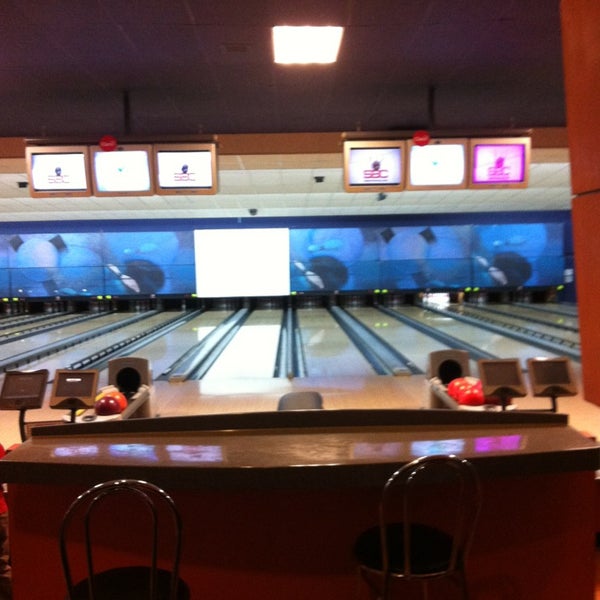 Plaza Bolera - Piantini - Ave. Abraham Lincoln