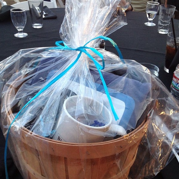 Photos at Frog Bar & Grill at the Glenn Annie Golf Course - Goleta, CA