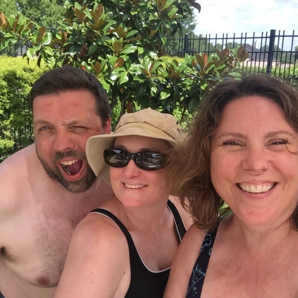 Club Sienna - Bucket Pool - Water Park