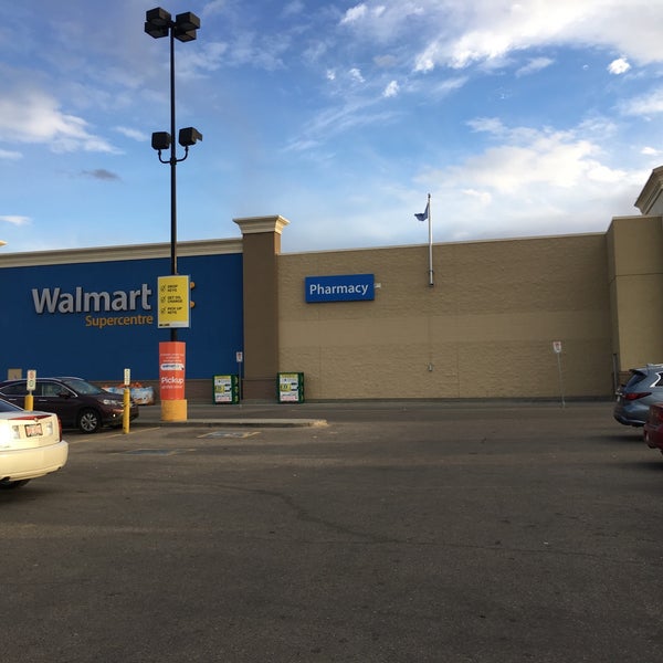 Walmart Grocery Pickup - South Edmonton Common - 1203 Parsons Rd NW