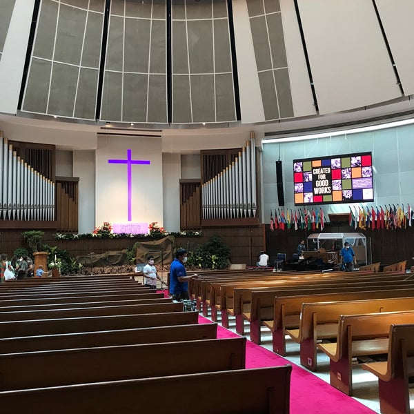 Union Church of Manila - San Lorenzo - 8 tips from 442 visitors