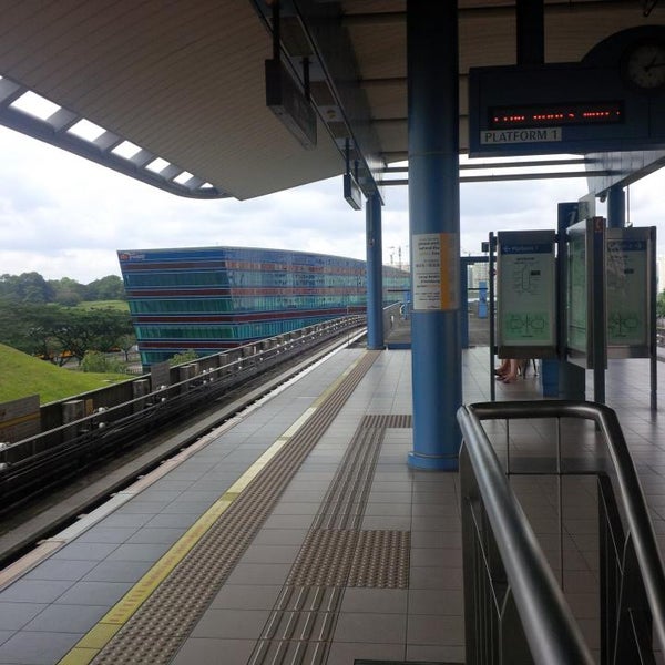 Renjong LRT Station (SW8) - Sengkang - 581 visitors