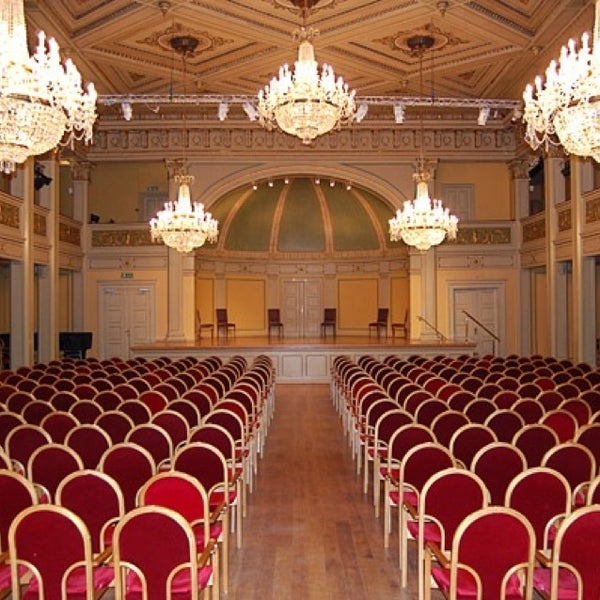 Gamle Logen - Scandinavian Restaurant in Oslo