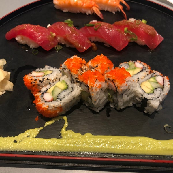 Samurai Blue Sushi And Sake Bar - Sushi Restaurant