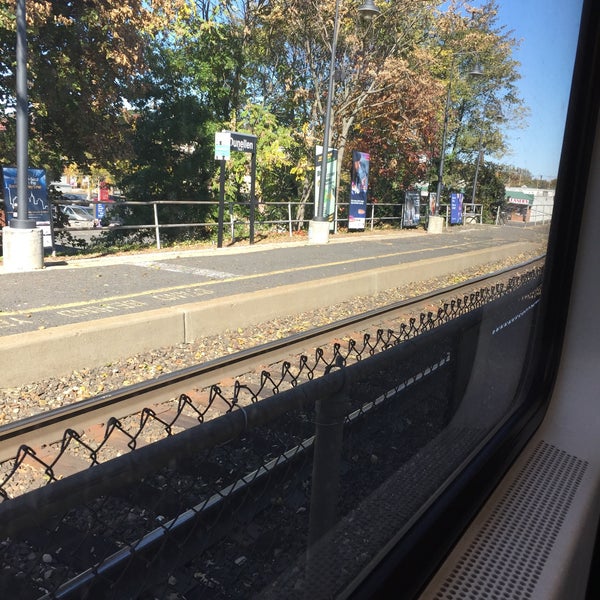 Photos at NJT - Dunellen Station (RVL) - Rail Station in Dunellen