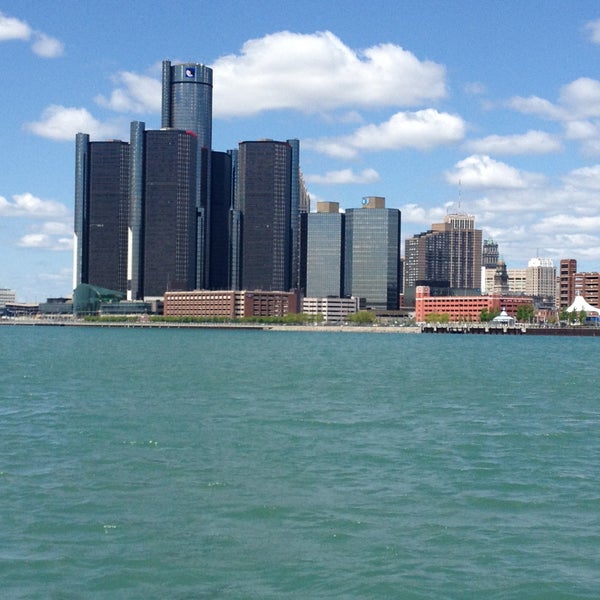 Kean's Marina - Harbor or Marina in Detroit