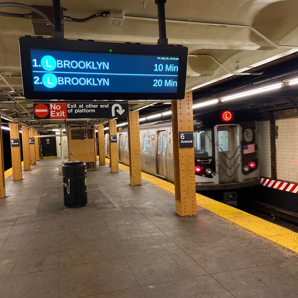 Photos at MTA Subway - 14th St (1/2/3) - Chelsea - 23 tips