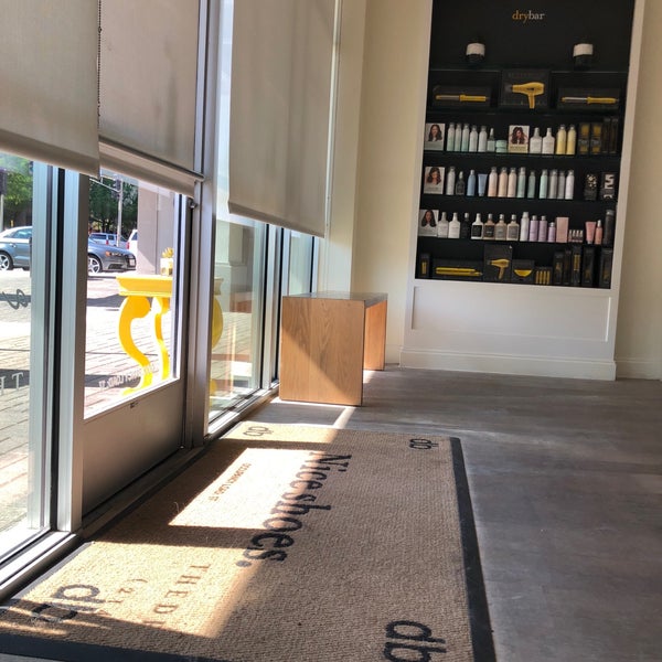 Dry Bar - Hair Salon in Dallas