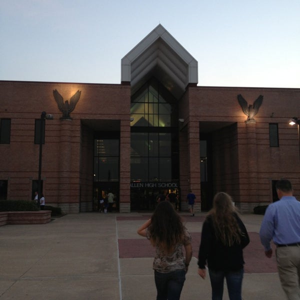 Allen High School Cafeteria