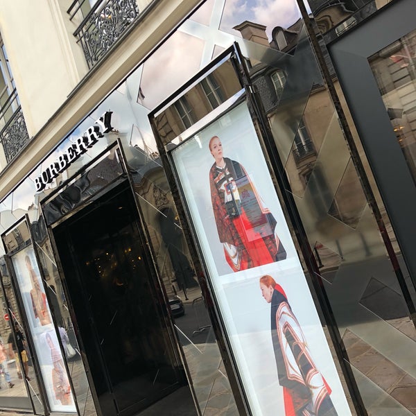 Burberry - Clothing Store in Paris