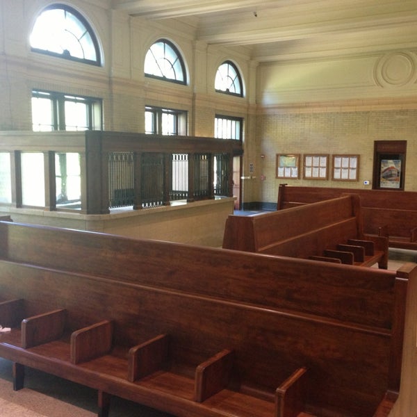 Photos at Mattoon Amtrak Station (MAT) - Platform