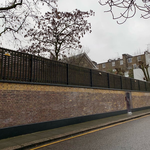 Logan Place - Knightsbridge and Belgravia - London, Greater London