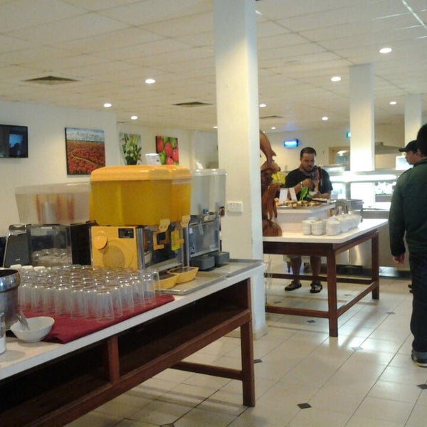 Tambora mess hall - Food Court