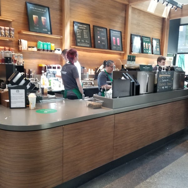 Starbucks - Lower Queen Anne - 305 Harrison St