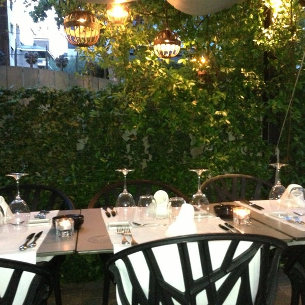 Restaurante Dos Torres - Sarrià-Sant Gervasi - Carrer Vía Augusta, 300