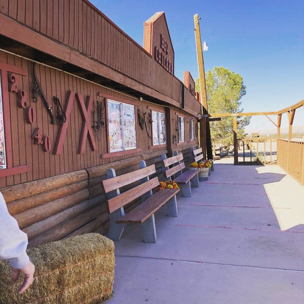 Slash X Ranch Cafe - Beer Garden