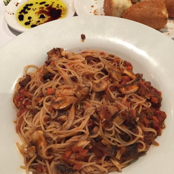 Romano's Macaroni Grill - Bar in Northwest Redlands