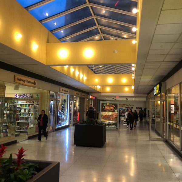 Gateway Center - Newark Central Business District - 100 Mulberry St