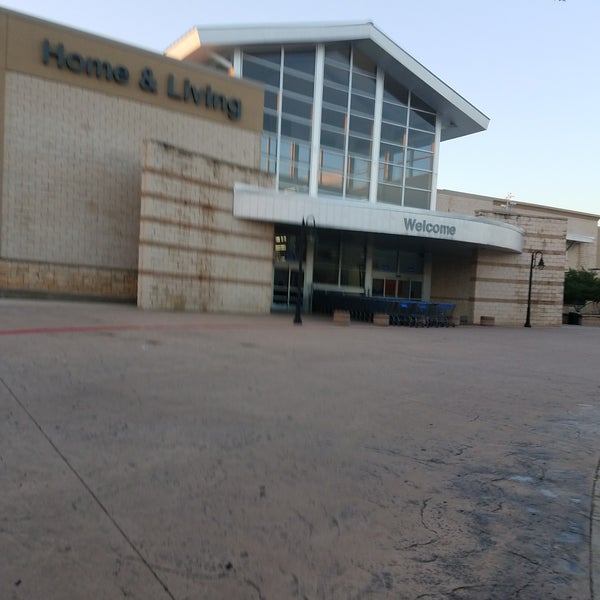Walmart Supercenter - Highland Village, TX