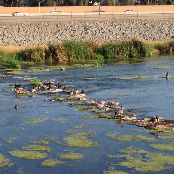 Santa Ana River Trail - Imperial Hwy - Trail in Anaheim