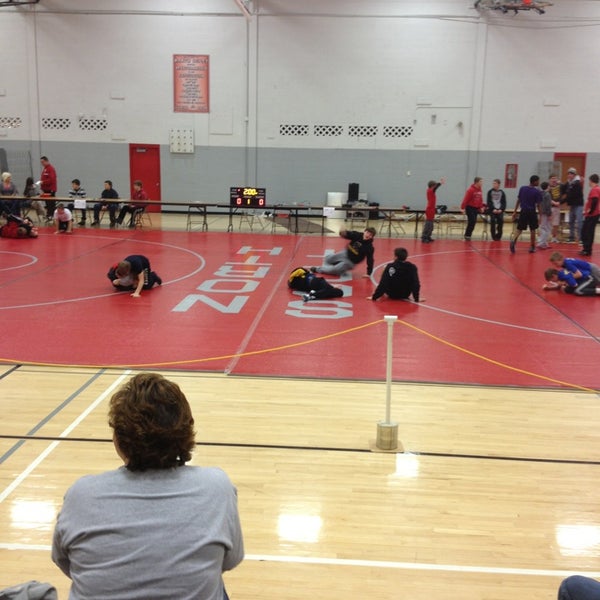 North Scott High School - 2 tips