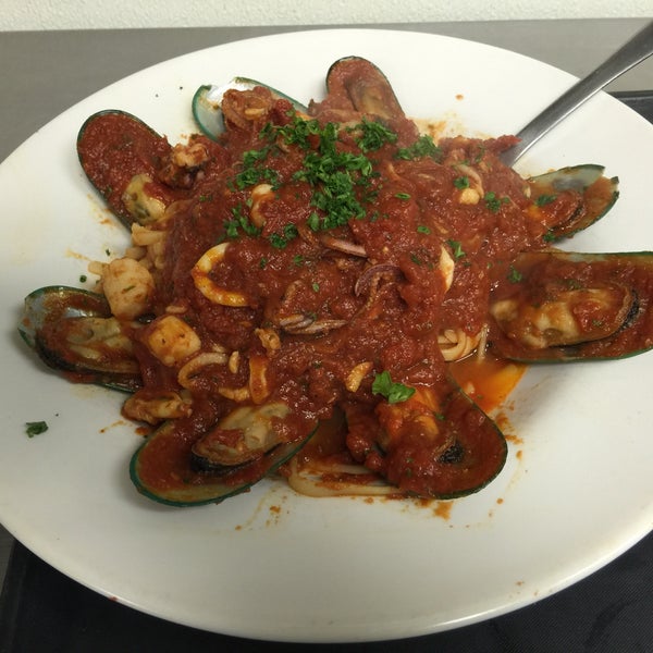 Lubrano's Italian Restaurant (Now Closed) - 101 Keybridge Dr #500