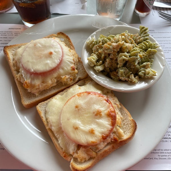 The Tides Wharf Restaurant & Bar - Seafood Restaurant