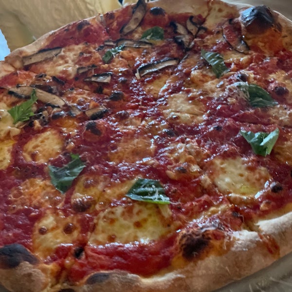 Il Rione - Pizzeria in Cleveland