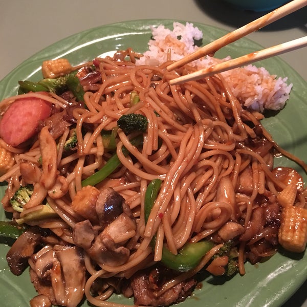 HuHot Mongolian Grill - Central Omaha - 23 tips