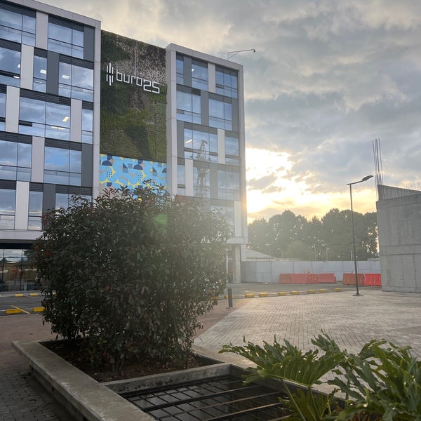 Centro Empresarial Buró 25 - Centro de negocios