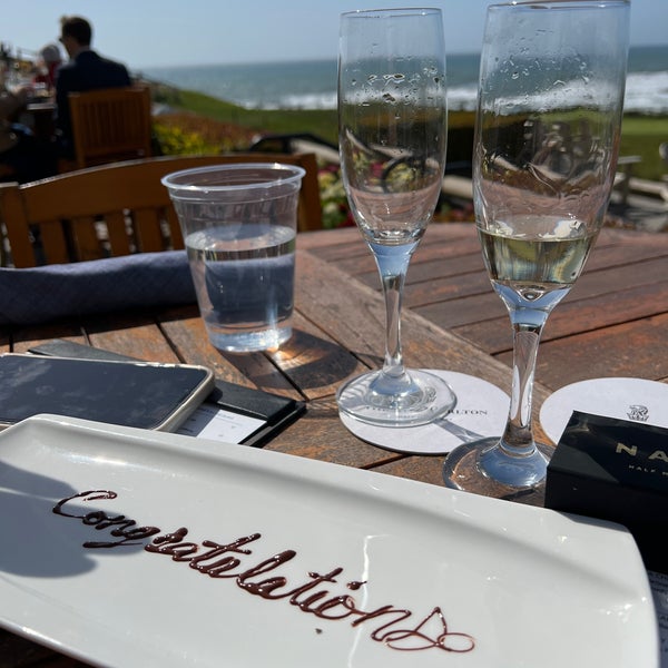 The Ocean Terrace - Lounge in Half Moon Bay