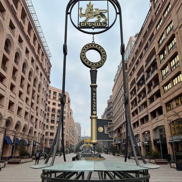 Հյուսիսային պողոտա - Kentron - 42 tips from 2298 visitors