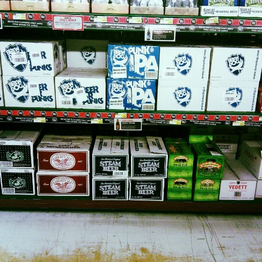 Makro - Irlam - 4 tips from 159 visitors