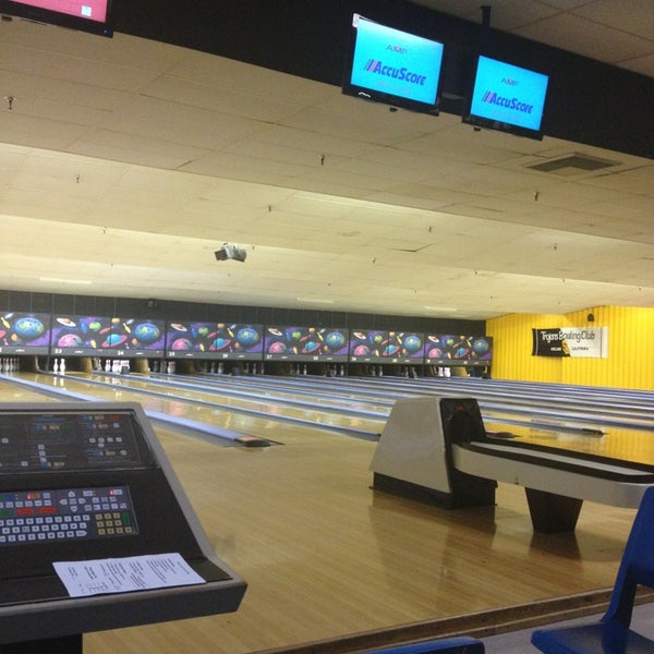 Castro Village Bowl - Bowling Alley