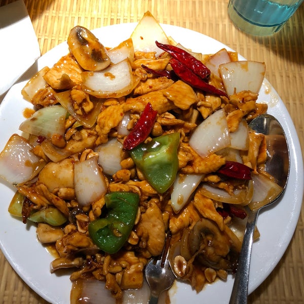 Fu Shing Cafe at Westlake Crossing (Now Closed) - Chinese Restaurant