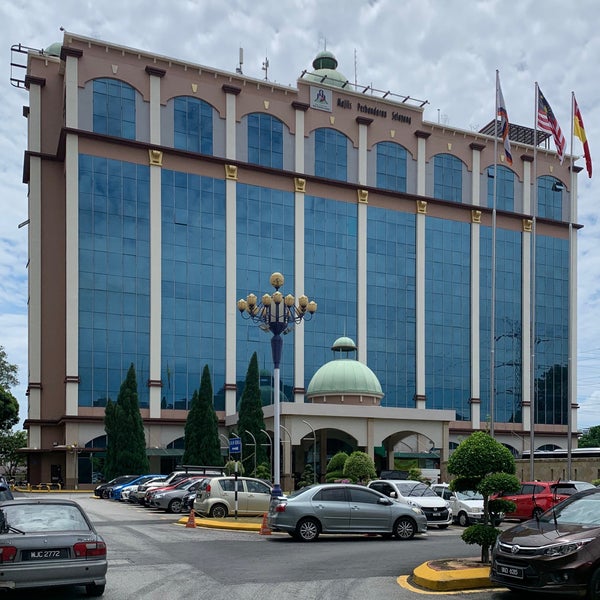 Photos at Majlis Perbandaran Selayang (MPS) - Capitol Building