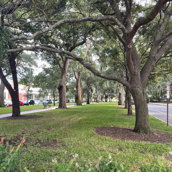 Wragg Square - Downtown Charleston - Charleston, SC