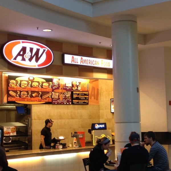 A&W Restaurant - Fast Food Restaurant in Downtown Indianapolis