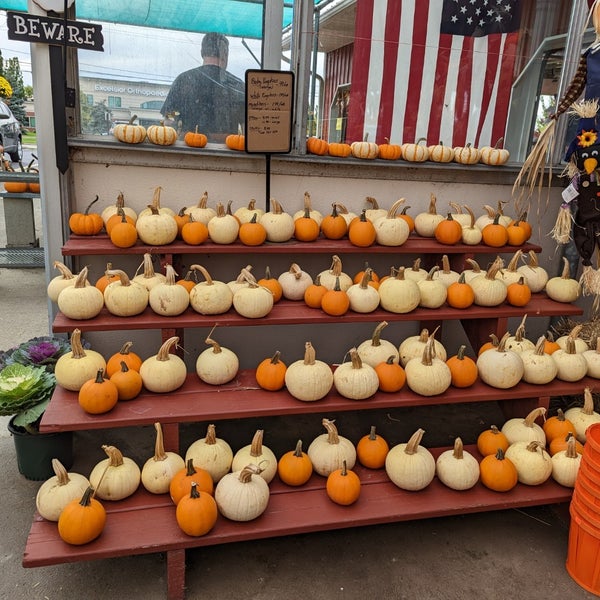 Spoth's Farm Market - Fruit and Vegetable Store in East Amherst