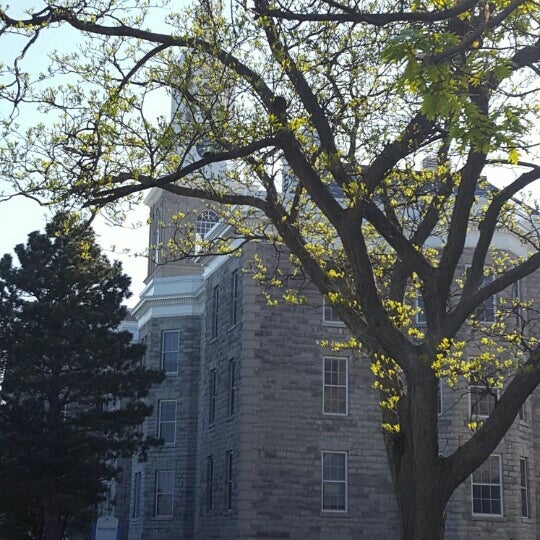 Hayes Hall - College Academic Building in Buffalo