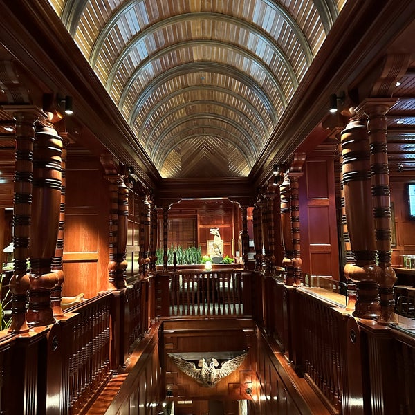 Clyde's of Gallery Place - Chinatown - Washington, D.C.