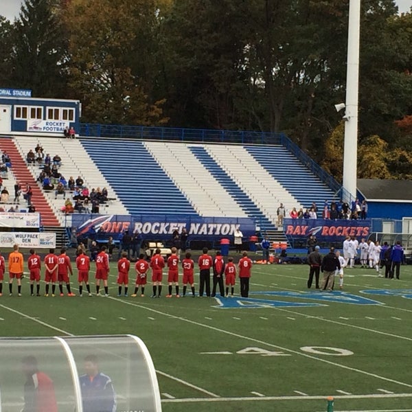 Bay High School Stadium - 1 tip