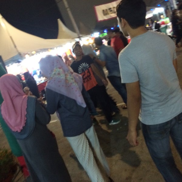 Photos at Bazar Raya Pantai Klebang - Pantai Klebang