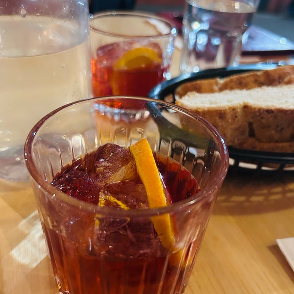 Pagliacci's - Downtown Victoria - Victoria, BC