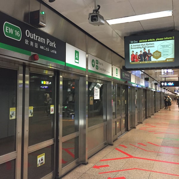 Photos at Outram Park MRT Interchange (EW16/NE3) - Metro Station in ...