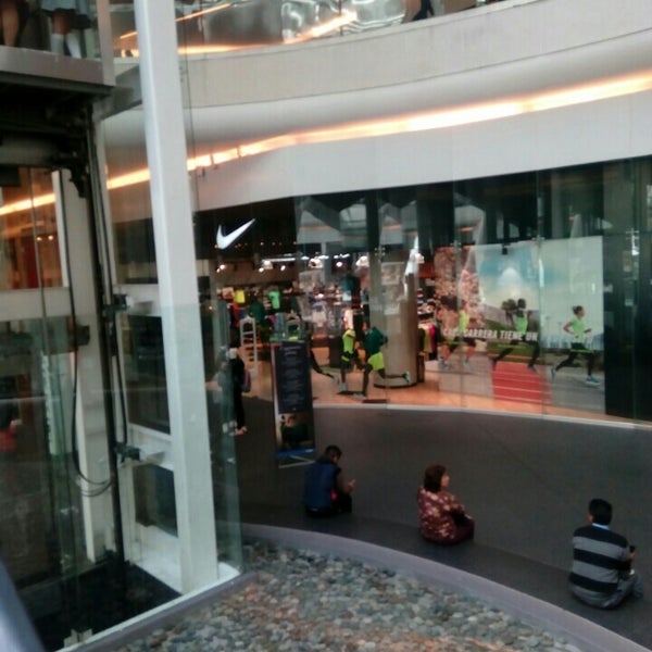 Photos at Reforma 222 - Shopping Mall in Mexico City, DF