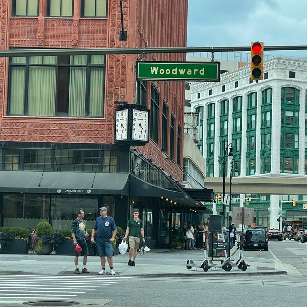 One Woodward Avenue - Downtown Detroit - 8 tips from 613 visitors