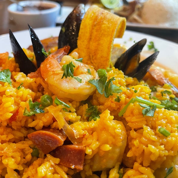 Padrino's Cuban Bistro - Cuban Restaurant