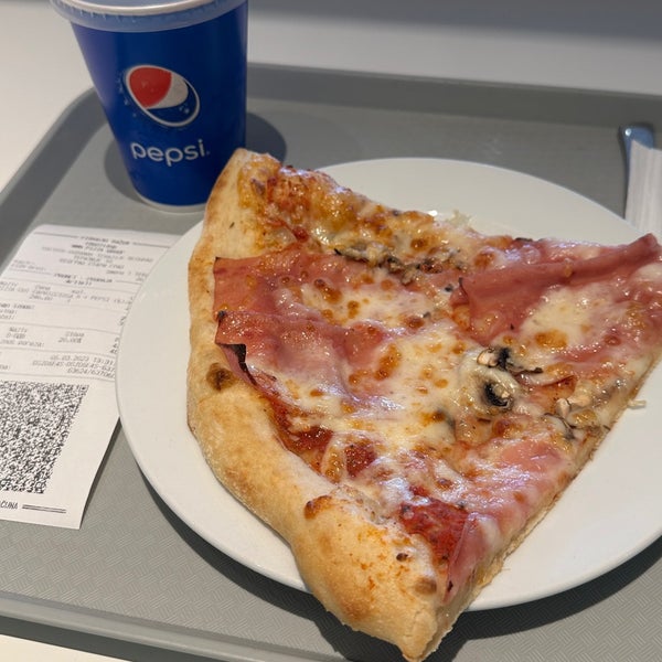 Caribic Pizza - Trg Republike - 37 tips